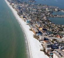 Madeira Beach, FL Vacation Rentals | Commodore Beach Club Resort